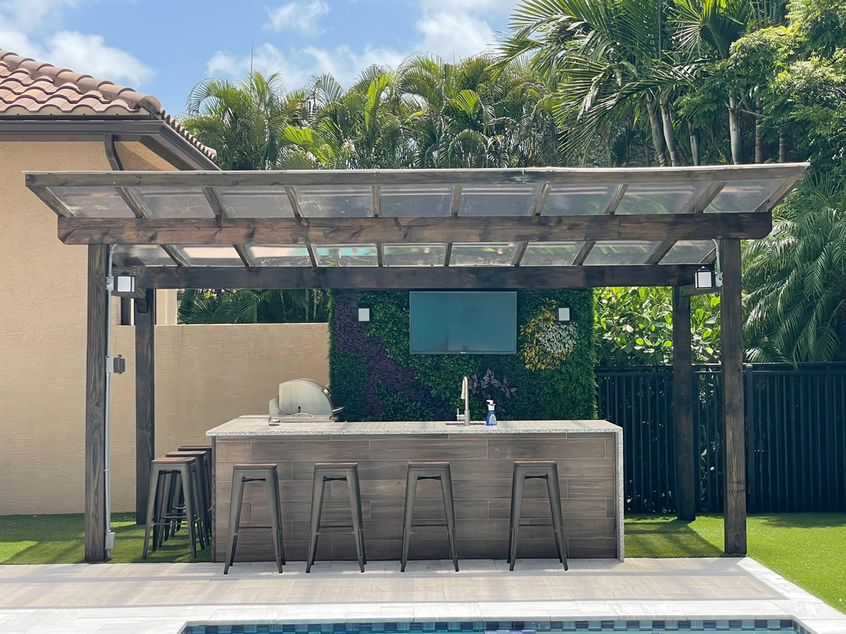 Outdoor Kitchen - Evergreen Tech Landscaping